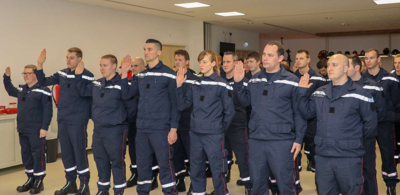 Assermentation de 38 pompiers professionnels et d'un médecin ...